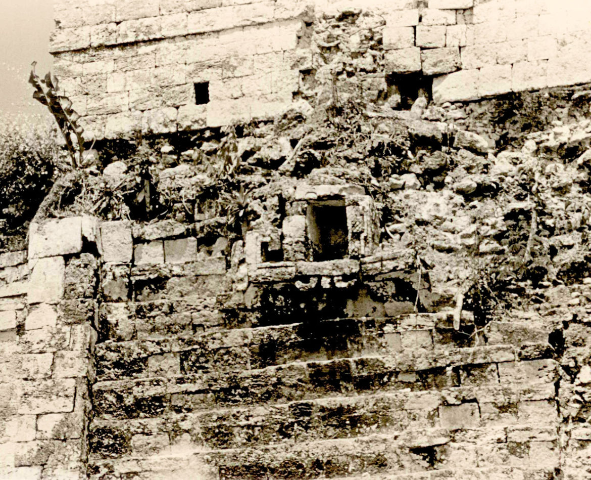 Rio Bec | among the ruins